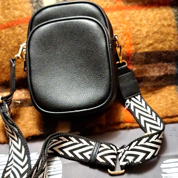 Bags | Malibu Skye Crossbody Bag | Poshmark